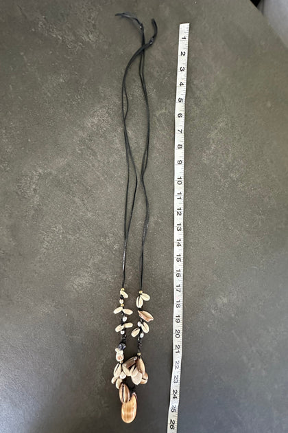 Beached Treasures Chocolate Cowrie Necklace – KIITOSlife